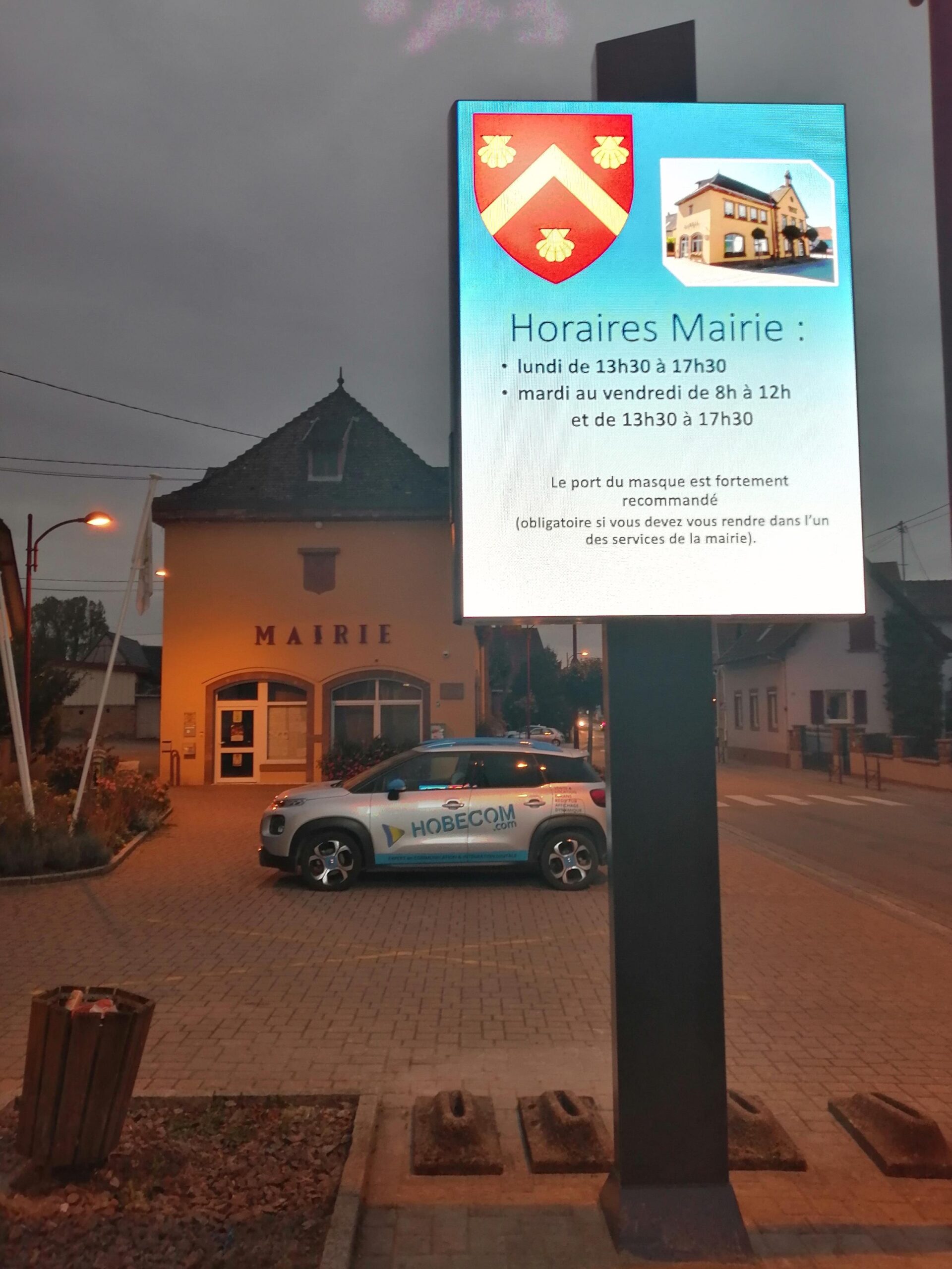 NOUVEAU ! Ecran Led double face P3.9 VILLE DE MERTZWILLER - Hobecom